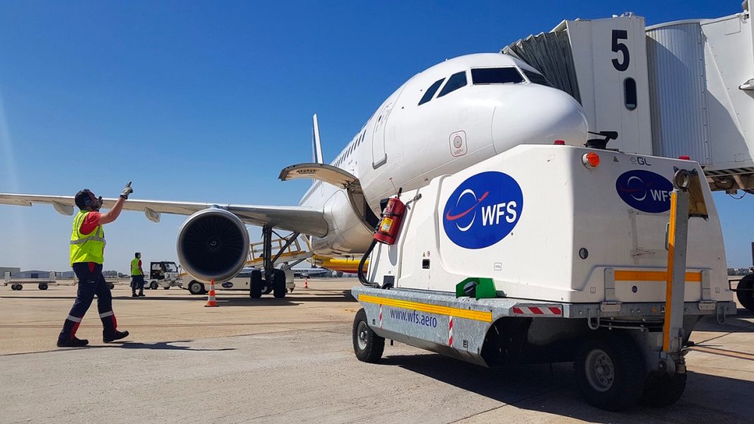 BioNatur honours WFS for pioneering the use of biodegradable plastics ...