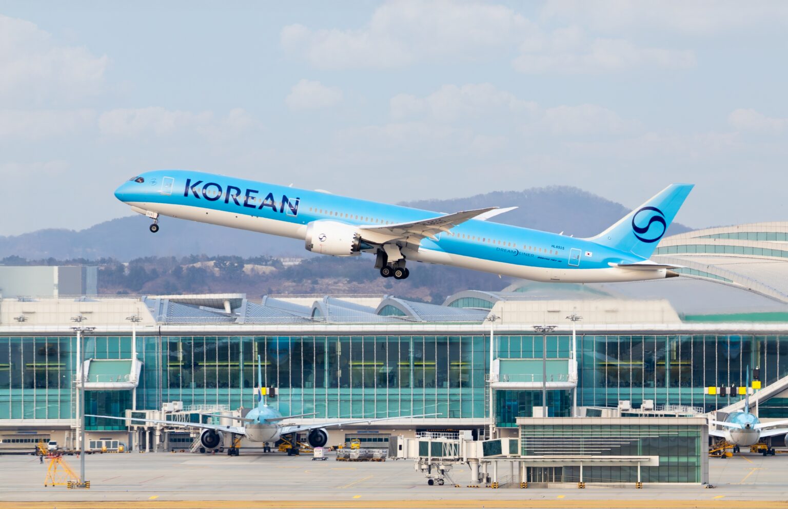 Korean Air to launch integrated airline in December 2026 - Payload Asia